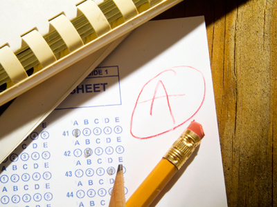 Why do Multiple-choice Questions Help Learning?